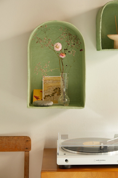 Suri Large Arch Wall Shelf | Urban Outfitters