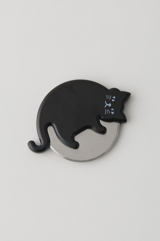 Cat Lovers Pizza Cutter | Urban Outfitters