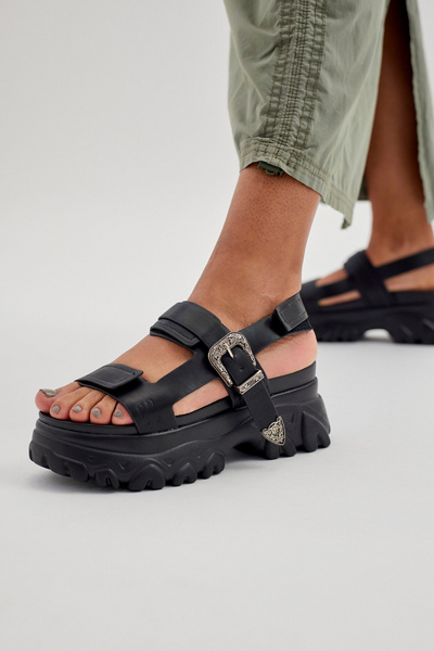 KOI Chunky Platform Sandal | Urban Outfitters