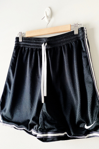 Vintage Nike Mesh Shorts | Urban Outfitters