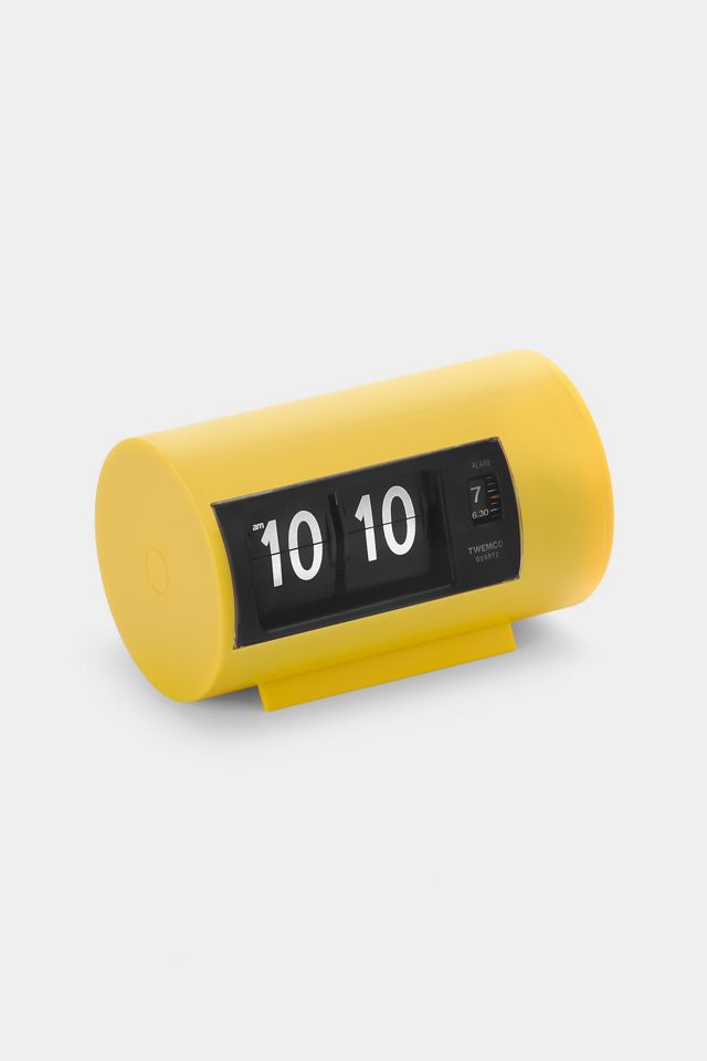 Twemco AP-28 Analog Flip Clock | Urban Outfitters Twemco AP-28 Analog Flip Clock | Urban Outfitters