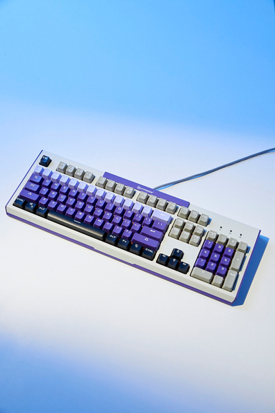 Hyper Clack Tactile Mechanical Keyboard | Urban Outfitters Canada
