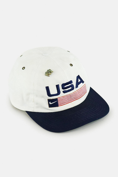 Vintage Nike USA Snapback Hat With Olympics Pin | Urban Outfitters