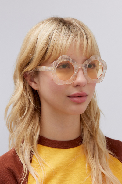 Bloom Flower Round Glasses | Urban Outfitters
