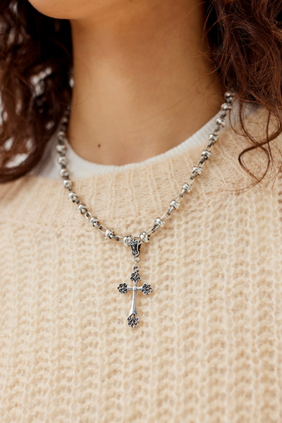 Alexa Statement Cross Necklace | Urban Outfitters Canada