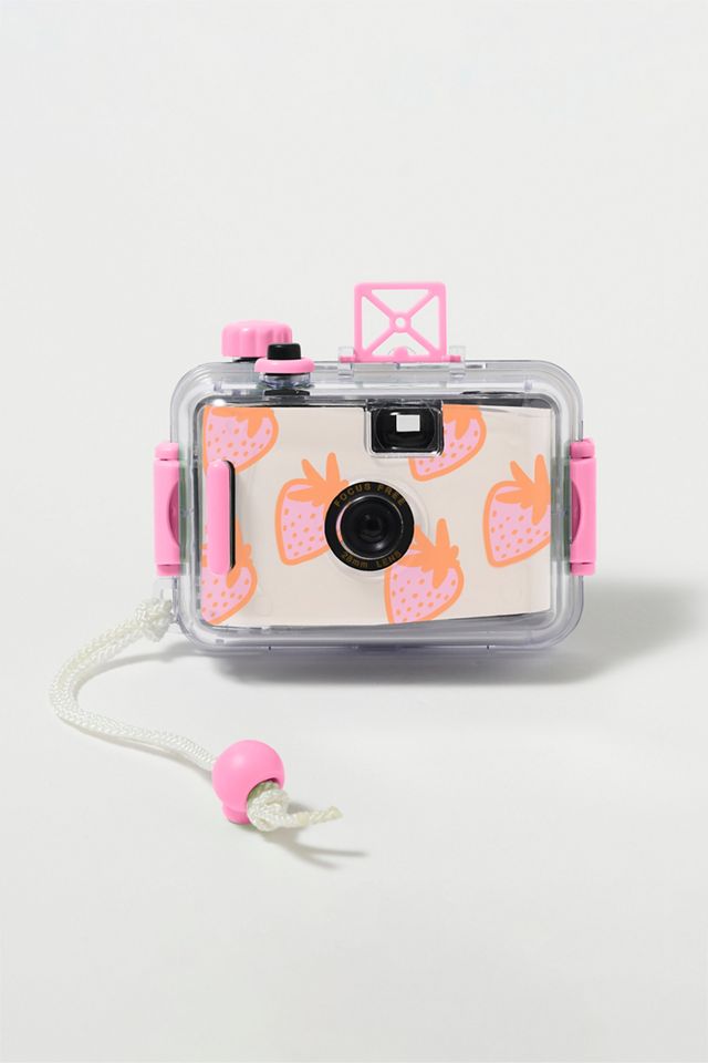 Sunnylife Underwater Sea Seeker Strawberry Camera | Urban Outfitters