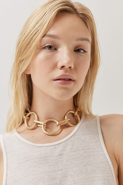 Robin Statement Chain Necklace | Urban Outfitters