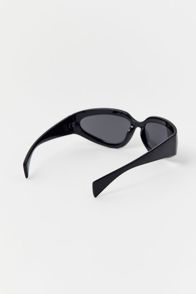 Echo Chunky Bug Sunglasses | Urban Outfitters Canada