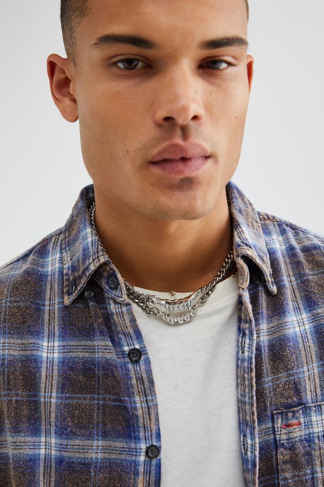 RARE-ROMANCE Bite Me Chain Necklace | Urban Outfitters