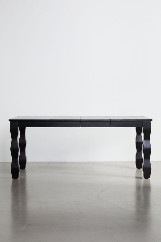 Petra Extendable Dining Table | Urban Outfitters