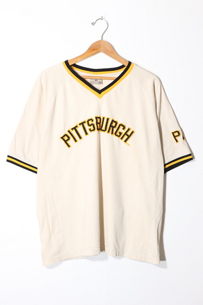 Vintage MLB Pittsburgh Pirates Throwback Replica Jersey | Urban Outfitters