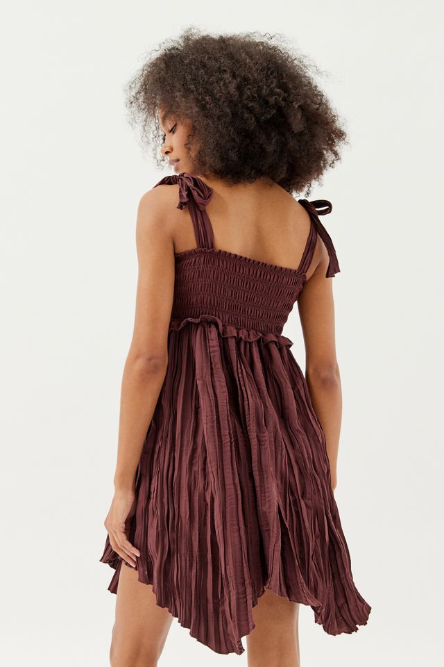 UO Axel Smocked Mini Dress | Urban Outfitters
