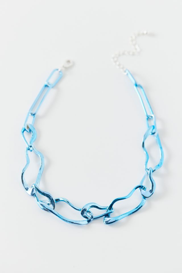 Metallic Wavy Chain Necklace | Urban Outfitters