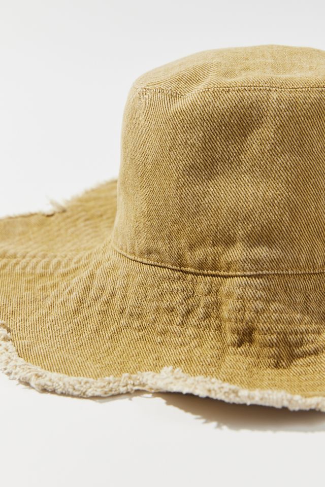 Scalloped Bucket Hat | Urban Outfitters