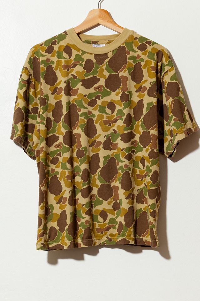 Vintage 1980s Distressed Duck Camouflage Graphic T-Shirt | Urban Outfitters