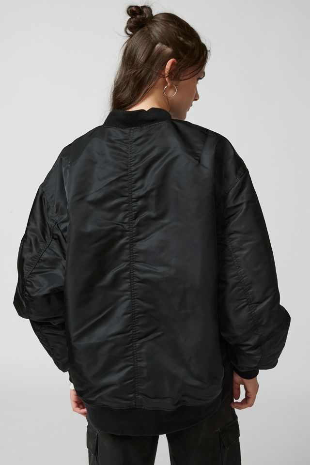Alpha Industries Oversized Bomber Jacket | Urban Outfitters