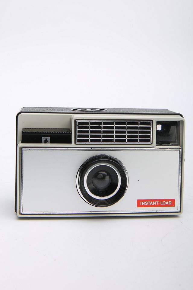 Acme Camera Co. Vintage Penncrest Instant-Load Camera | Urban Outfitters