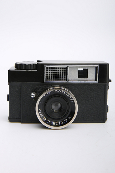 Acme Camera Co. Vintage Instant-Load Instant Camera | Urban Outfitters