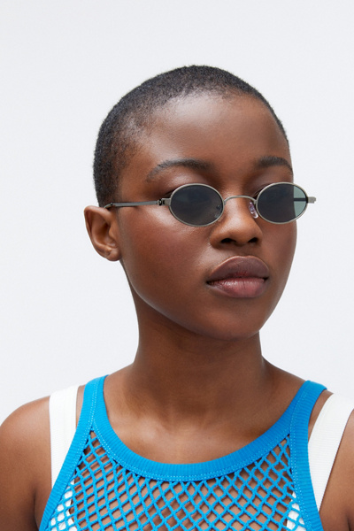 Brandy Micro Metal Round Sunglasses | Urban Outfitters