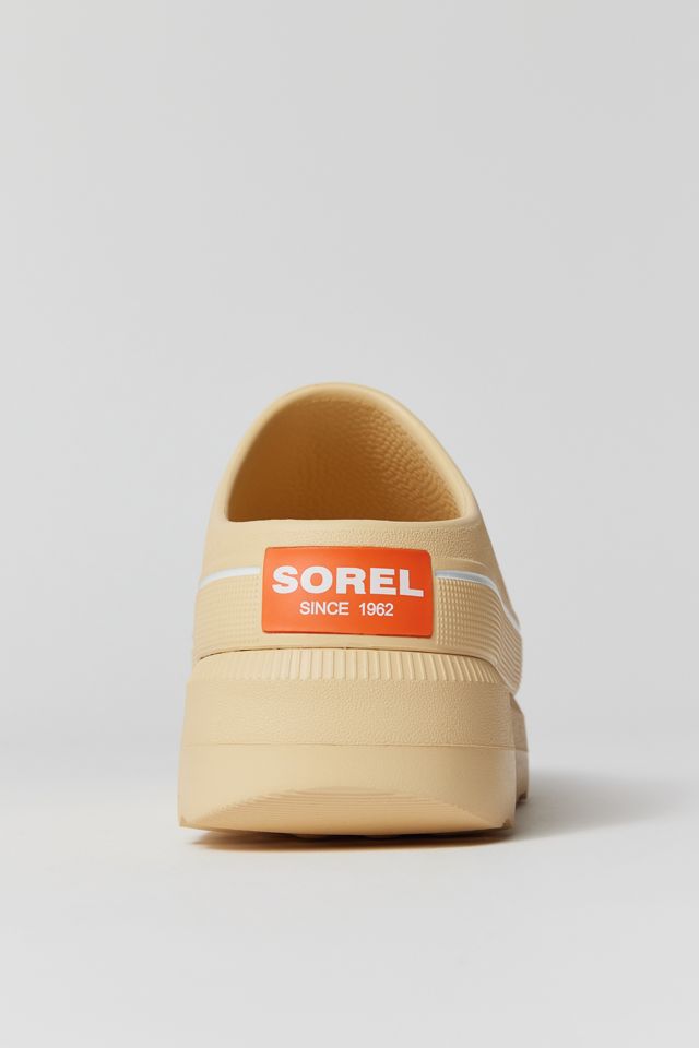 Sorel Caribou Clog | Urban Outfitters Canada