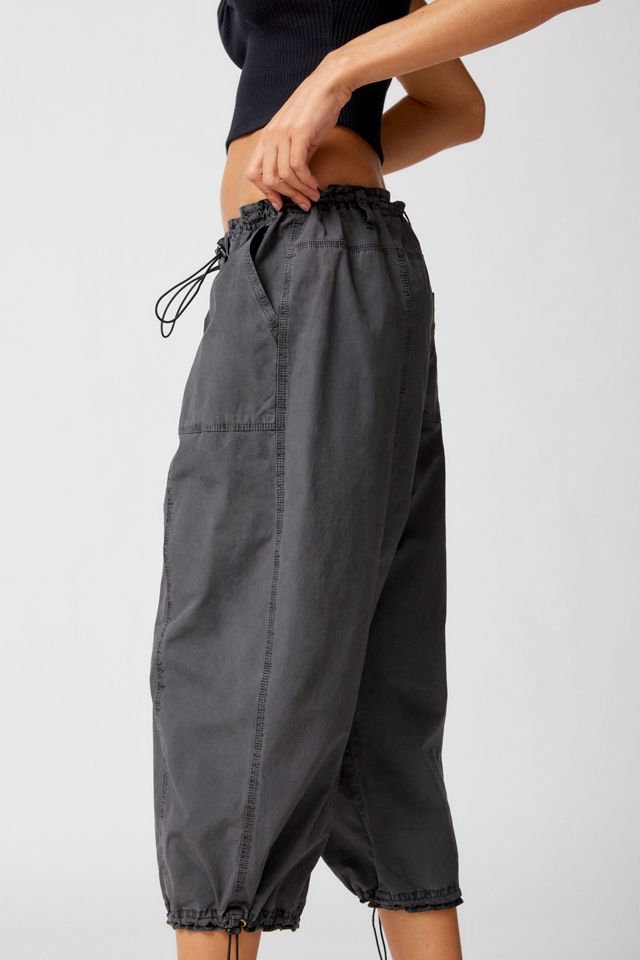 UO Dana Drawstring Capri Pant | Urban Outfitters