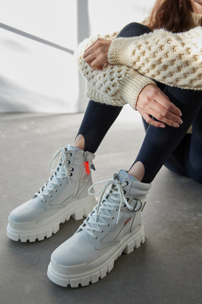 Palladium Pallatower Hi Platform Sneaker | Urban Outfitters