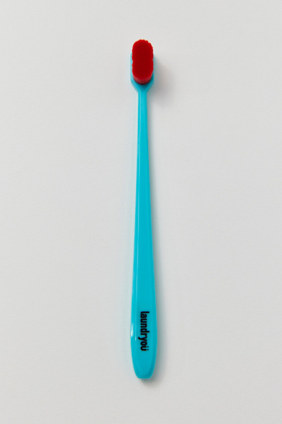 Laundryou Pore Cleaning Brush | Urban Outfitters