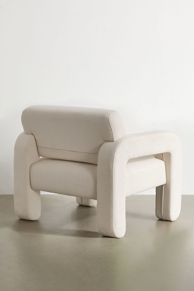 Ruby Boucle Chair | Urban Outfitters