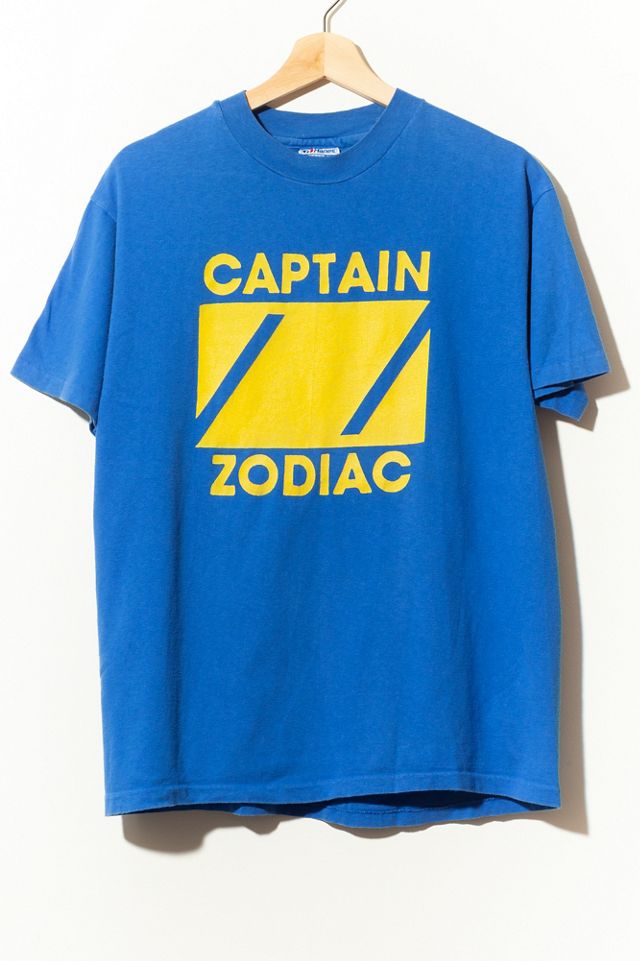 Vintage 1980s Distressed Captain Zodiac Blue Graphic Cotton T-Shirt ...