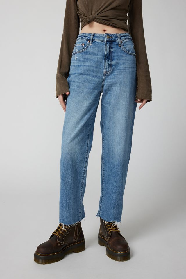 Daze Denim Sundaze Cropped Utility Jean | Urban Outfitters