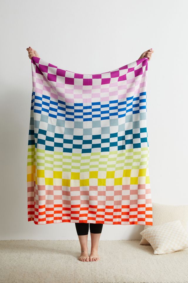 Verloop Albers Playful Checkerboard Throw Blanket | Urban Outfitters Canada