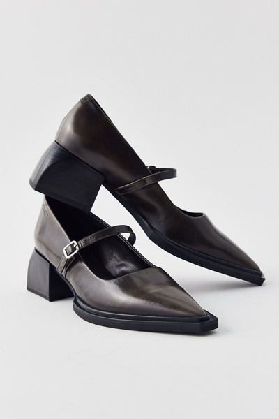 Vagabond Shoemakers Vivian Pointed Mary Jane | Urban Outfitters