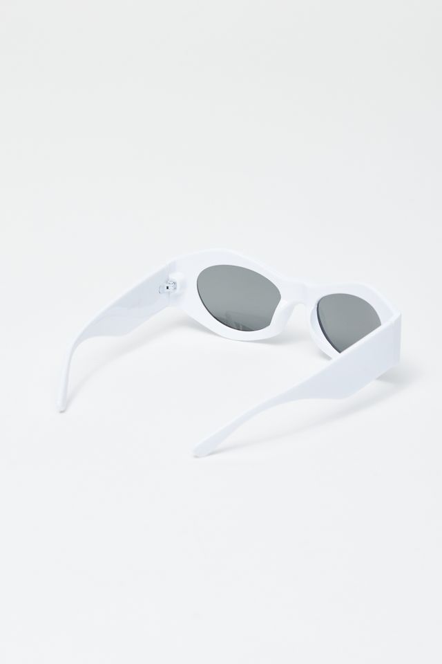 Carmen Bug Wrap Mod Sunglasses | Urban Outfitters