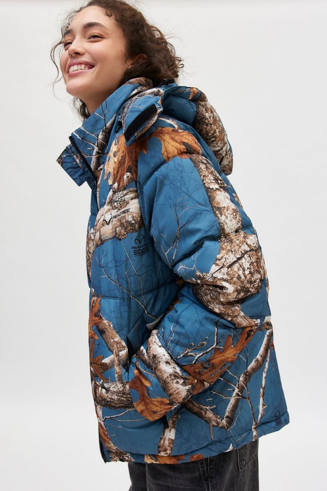 The Very Warm Realtree EDGE Camo Puffer Jacket | Urban Outfitters Canada
