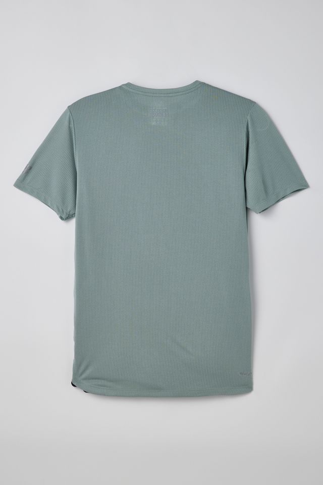 New Balance Intelligent Running Tee | Urban Outfitters