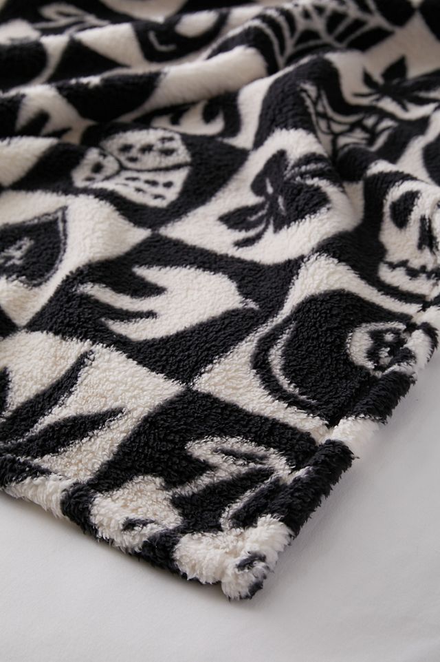 Printed Plush Throw Blanket | Urban Outfitters
