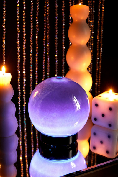 Crystal Ball Electric Diffuser | Urban Outfitters