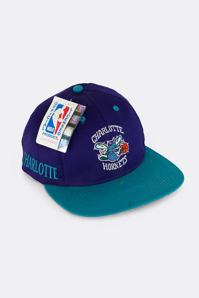 Vintage Deadstock NBA Charlotte Hornets Snapback Hat | Urban Outfitters
