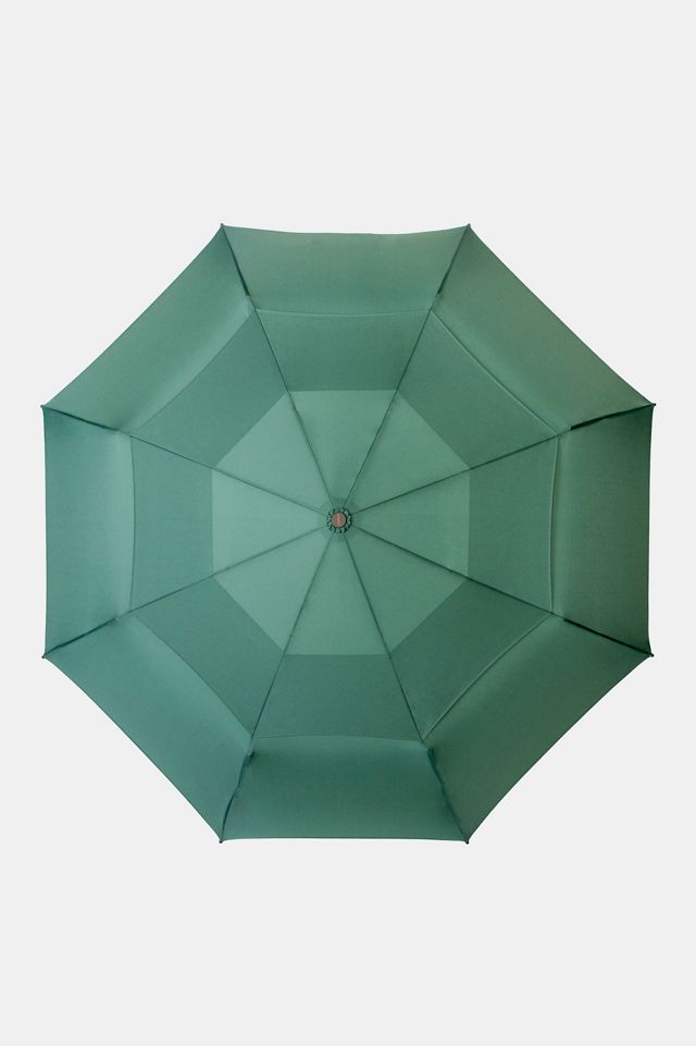 Shedrain Vortex 43" Compact Umbrella | Urban Outfitters