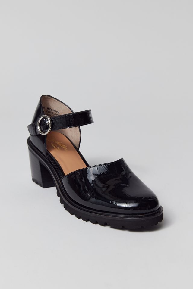 Seychelles Lock & Key Patent Leather Heel | Urban Outfitters