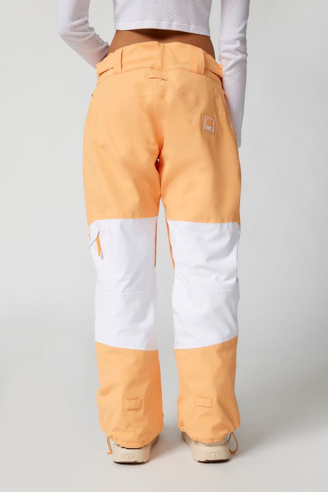 Roxy X Chloe Kim Woodrise Ski Pant | Urban Outfitters