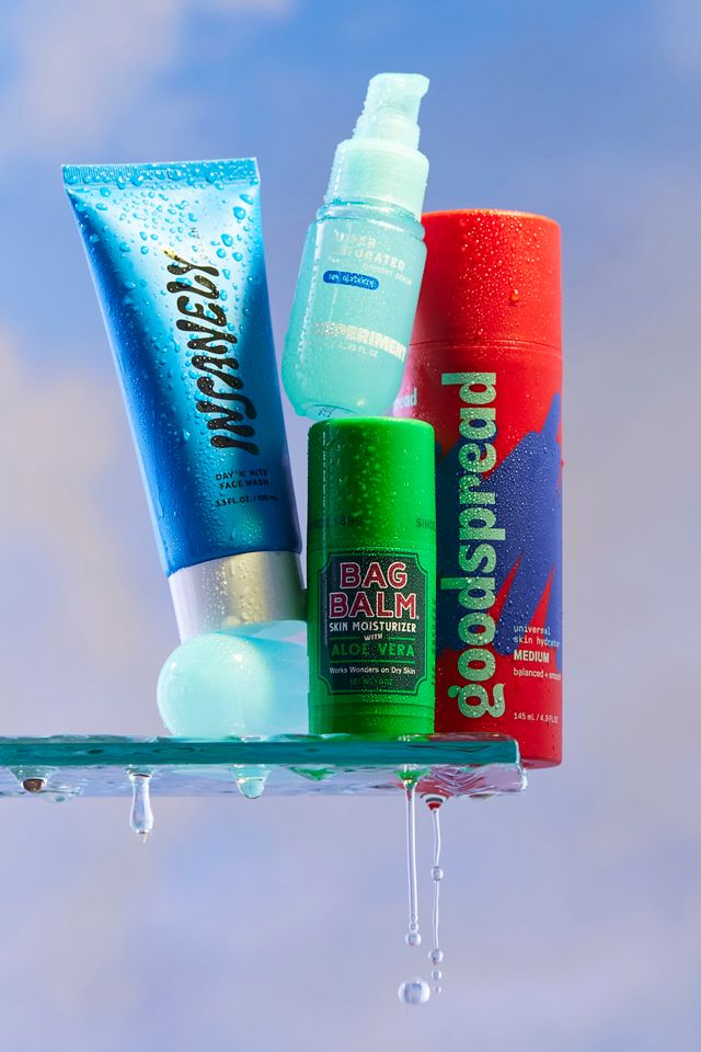 Insanely Clean Day ‘N’ Night Face Wash | Urban Outfitters