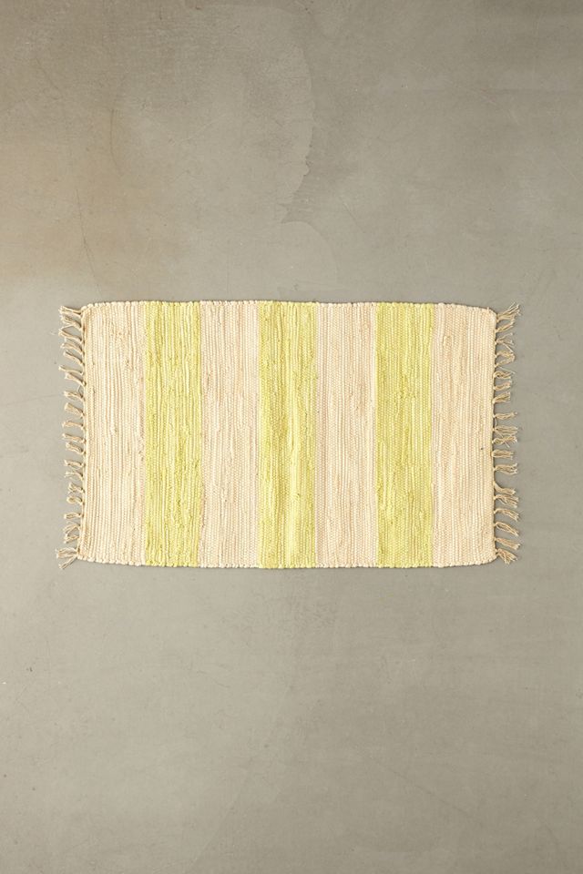 Bongusta Vibrant Chindi Rug | Urban Outfitters