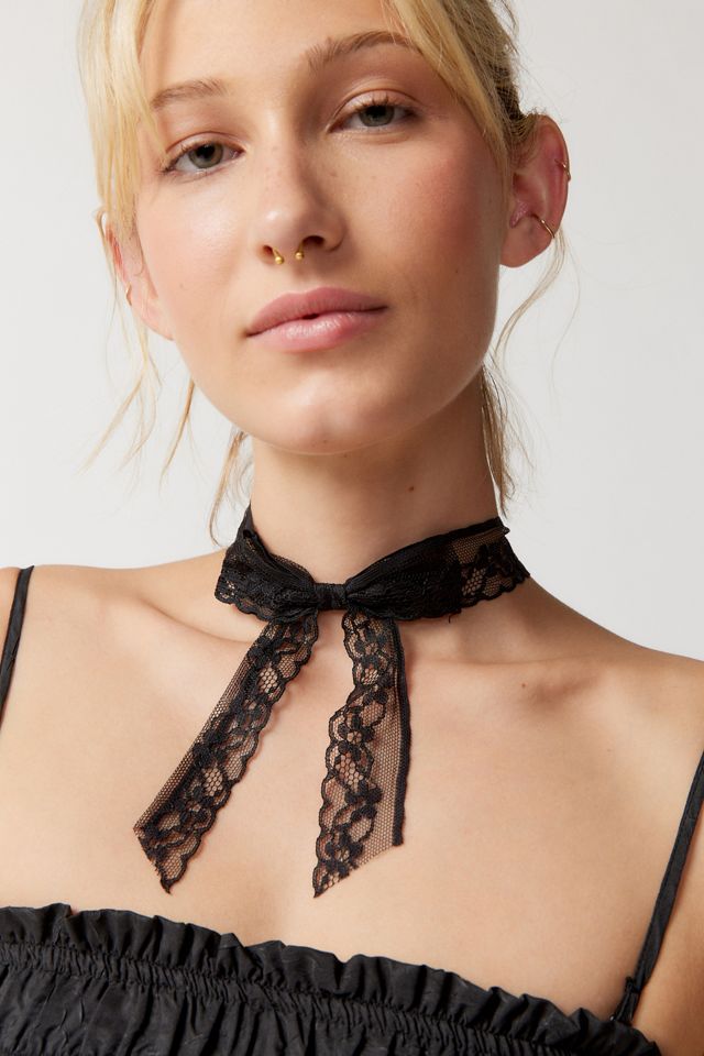 Lace Bow Choker Necklace | Urban Outfitters