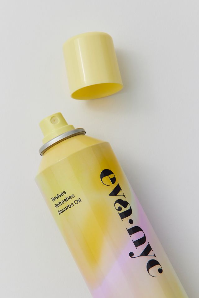 Eva NYC Freshen Up Invisible Dry Shampoo | Urban Outfitters