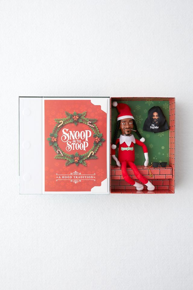 Death Row Records Snoop On The Stoop Plushie Figure | Urban Outfitters