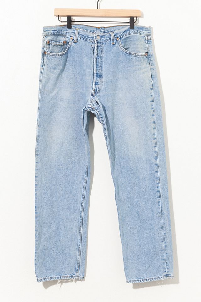 Vintage 1990s Distressed Levi’s® 501 Button Fly Jeans | Urban Outfitters