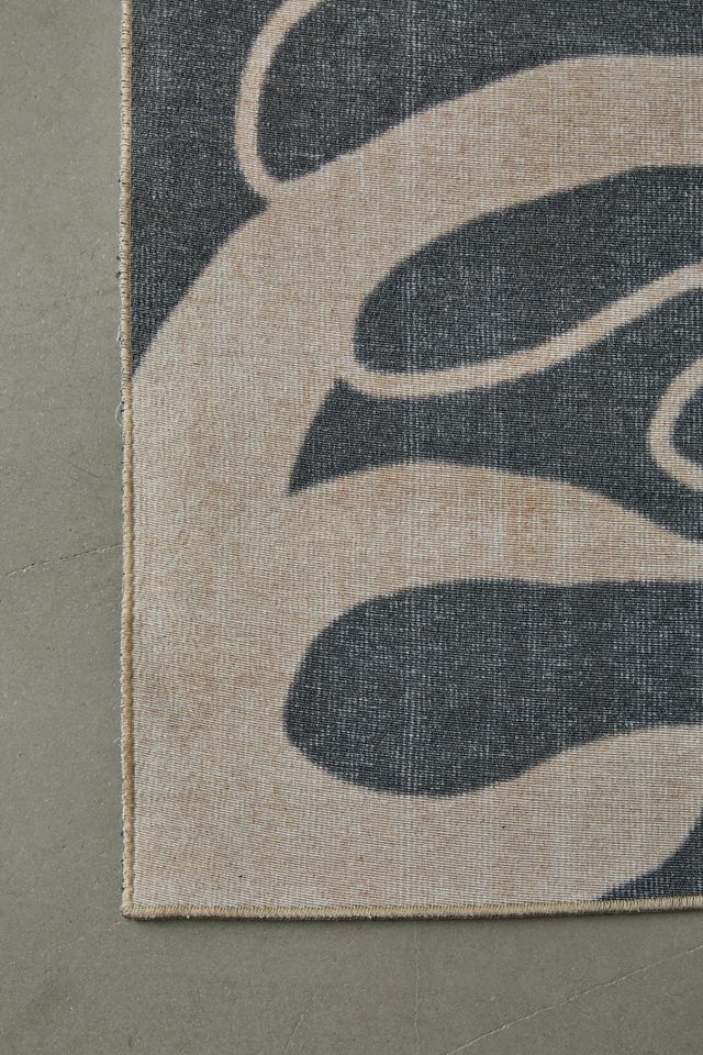 Modern Abstract Washable Rug | Urban Outfitters