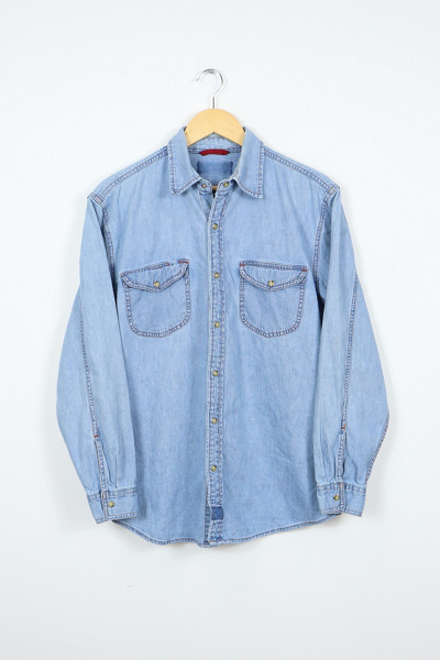 Vintage Denim Snap-Button Shirt 02 | Urban Outfitters
