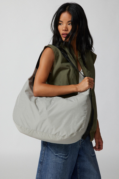 BAGGU Large Nylon Crescent Bag | Urban Outfitters